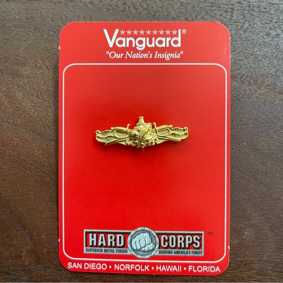 Accessories | Us Navy Gold Supply Officers Surface Warfare Insignia ...